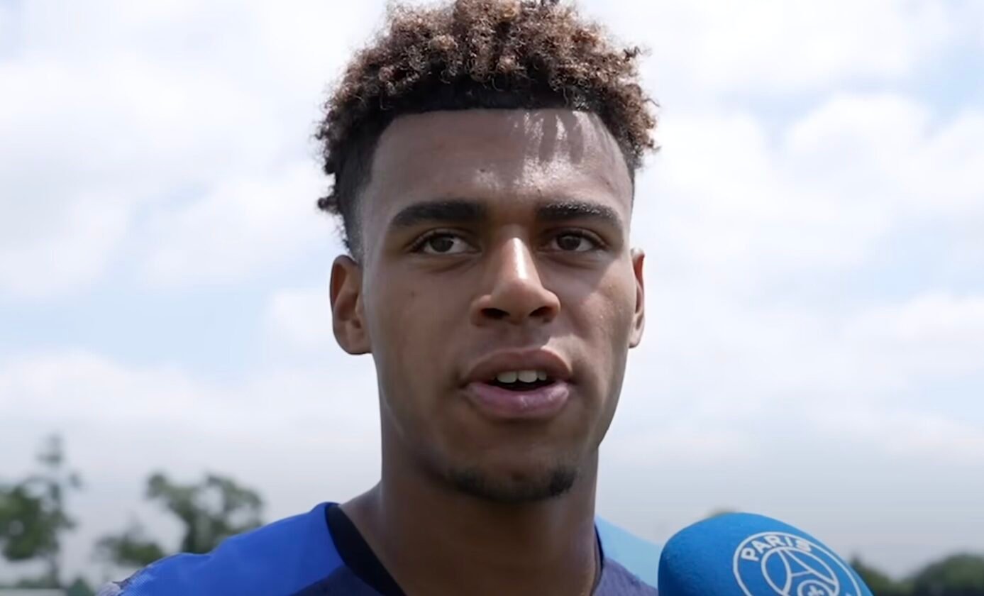 PSG announces Long absence for Désiré Doué!